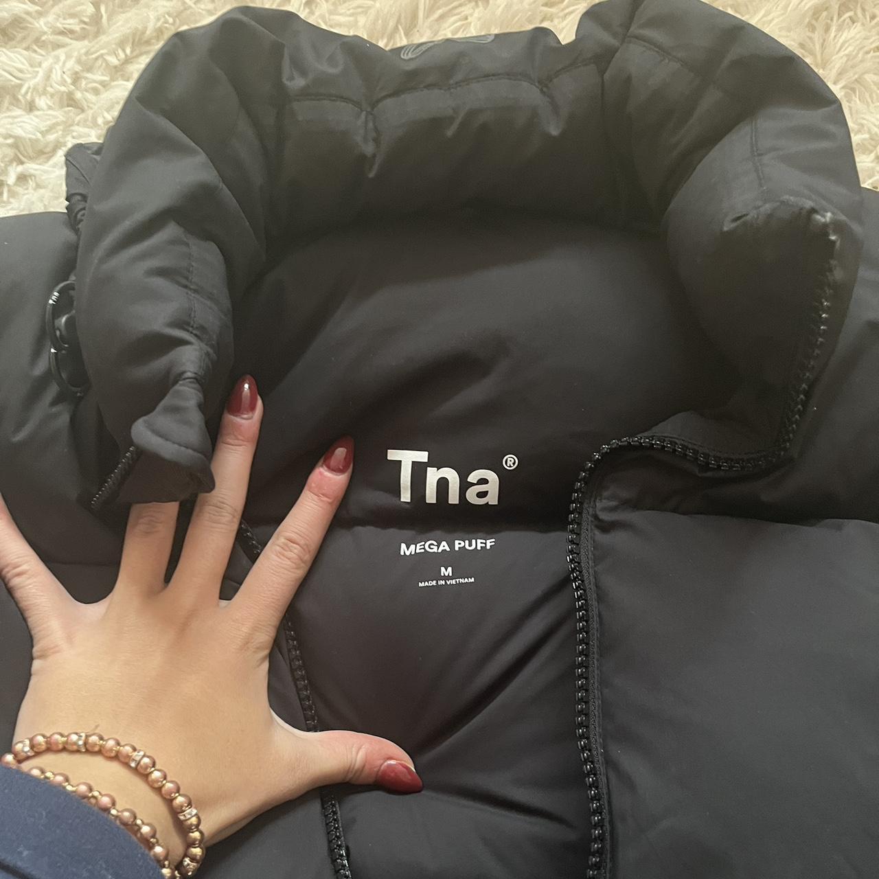 TNA super puff mega puff cropped! Size medium, sooo... - Depop