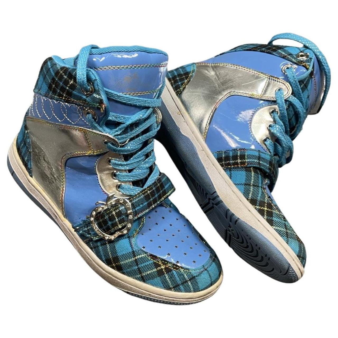 scene kid apple bottoms shoes cool 2000’s skater... - Depop