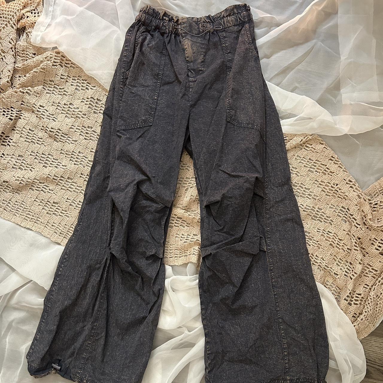 urban outfitters parachute pants super cute and... - Depop