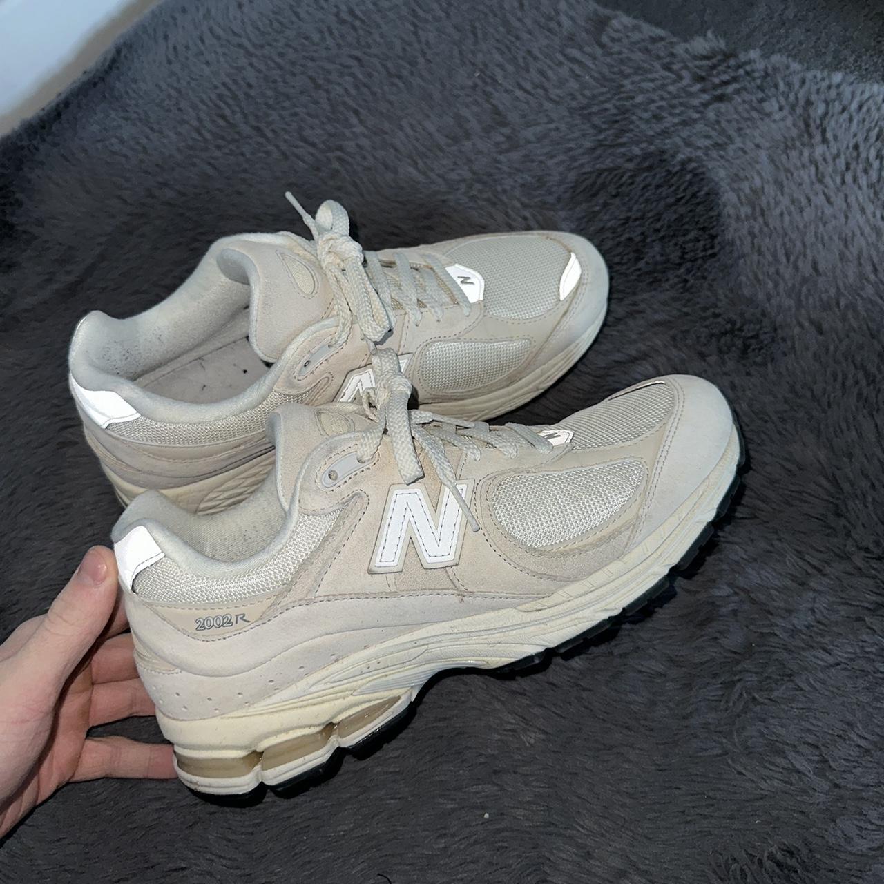 New Balance 2002 Cream 8.5/10 condition Uk 9 No box - Depop