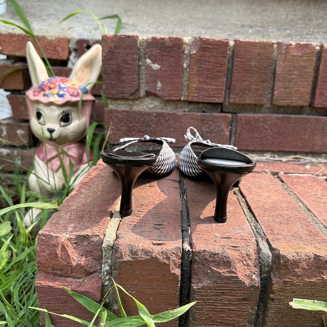 vintage kitten heel open toe plaid heels in great... - Depop