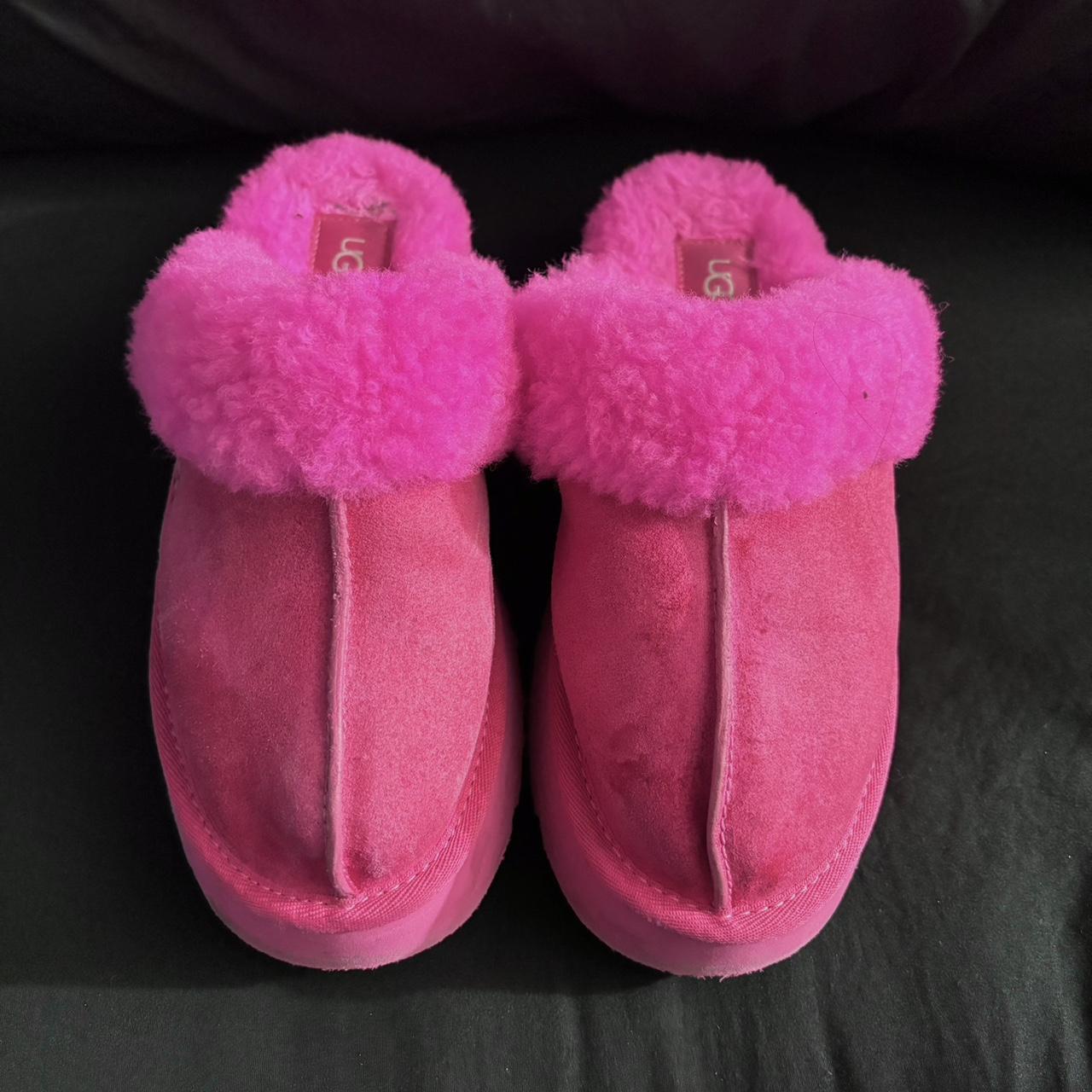 pink platform disquette ugg slippers ཐིཋྀ -signs of... - Depop