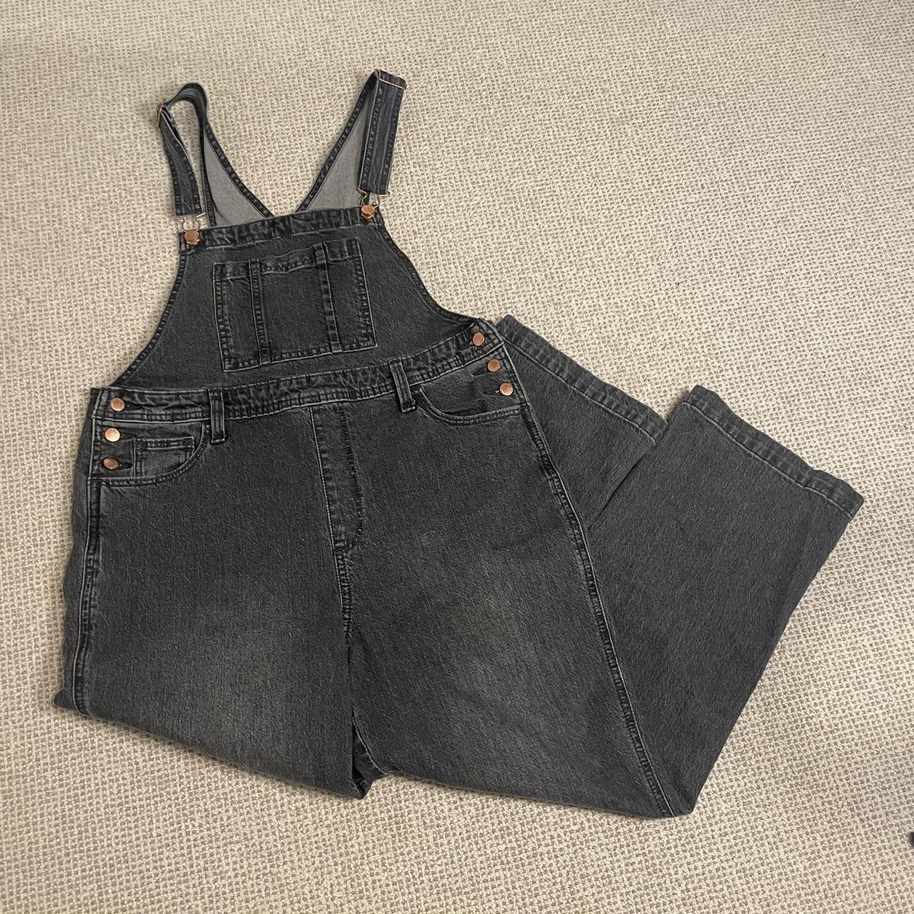 Black target overalls, super awesome and great... - Depop