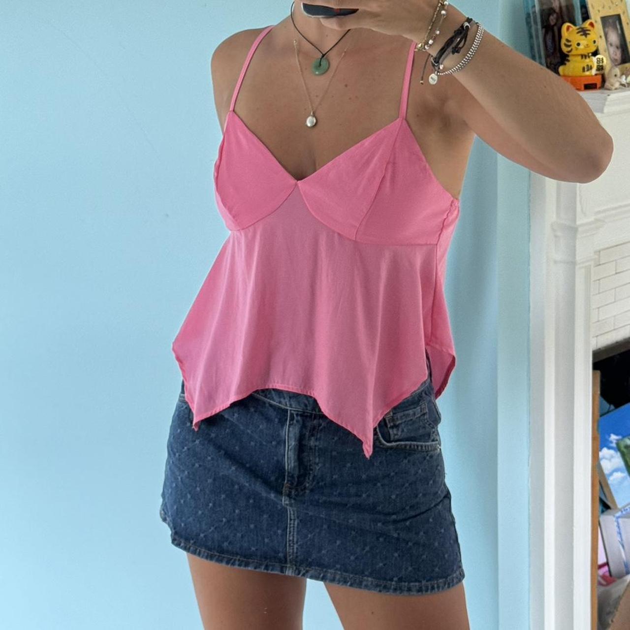 Thrifted flowy pink tank / size M | Depop