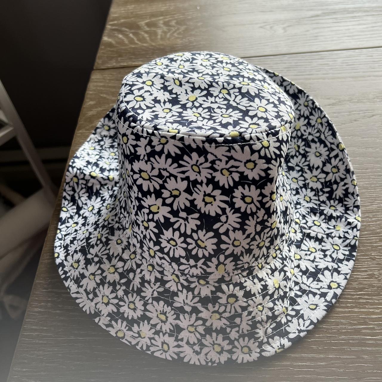 J.Crew Women's Blue and Yellow Hat | Depop