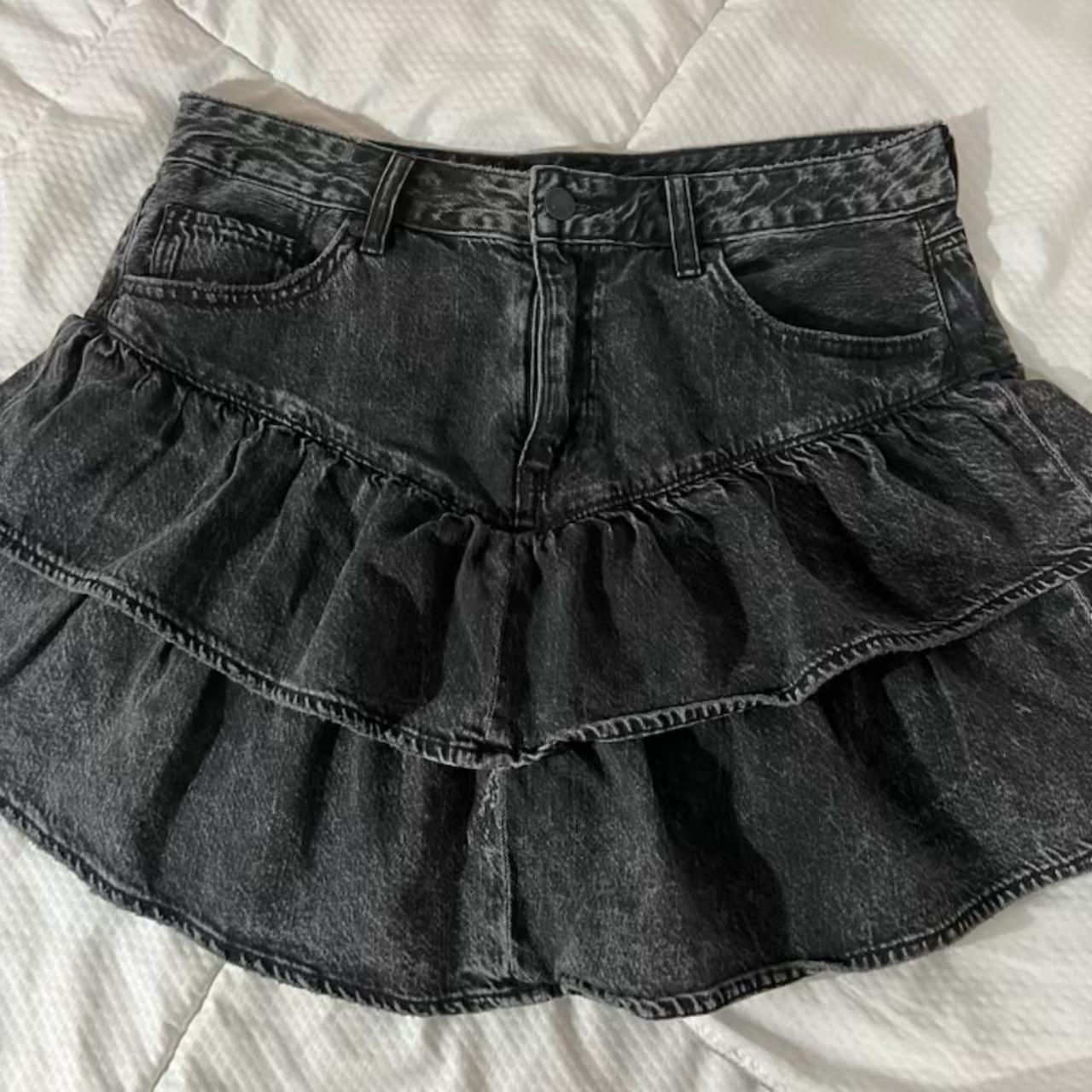 american eagle ruffle jean skirt worn once size... - Depop