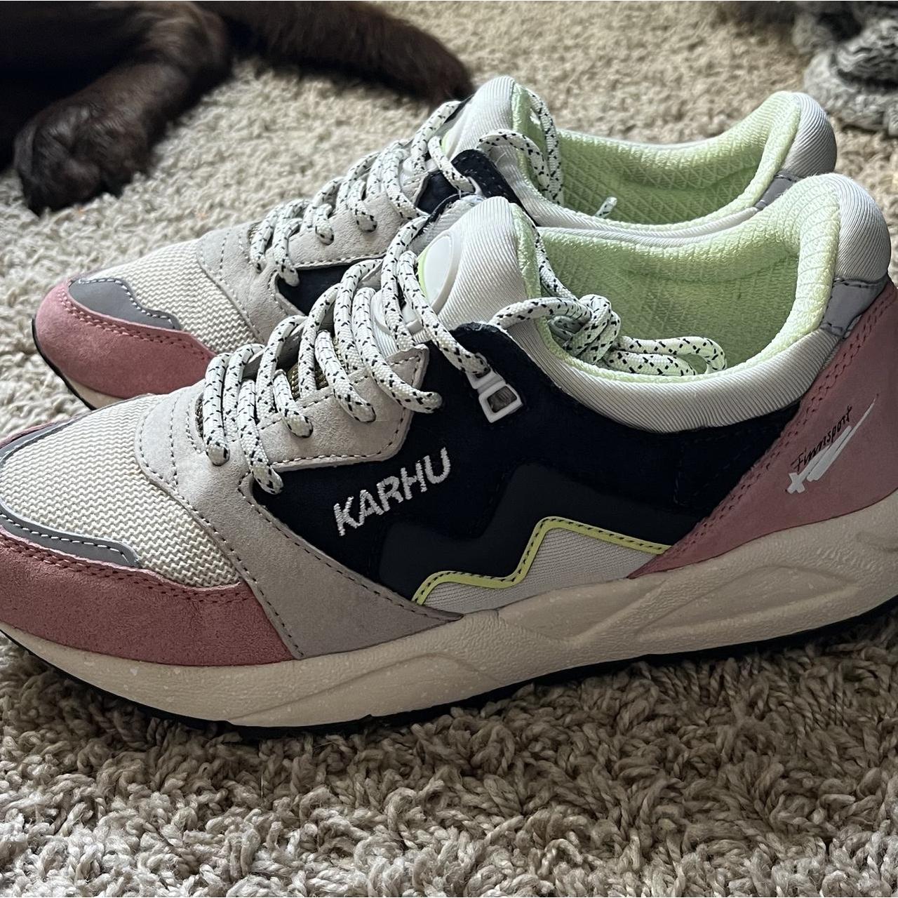 Karhu sneakers W7 (Shoe says US6 but I’m a 7 and... - Depop