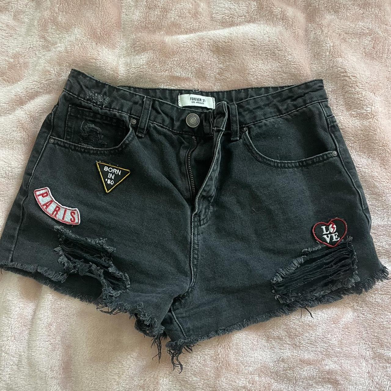 forever 21 denim shorts cute lil patches... - Depop