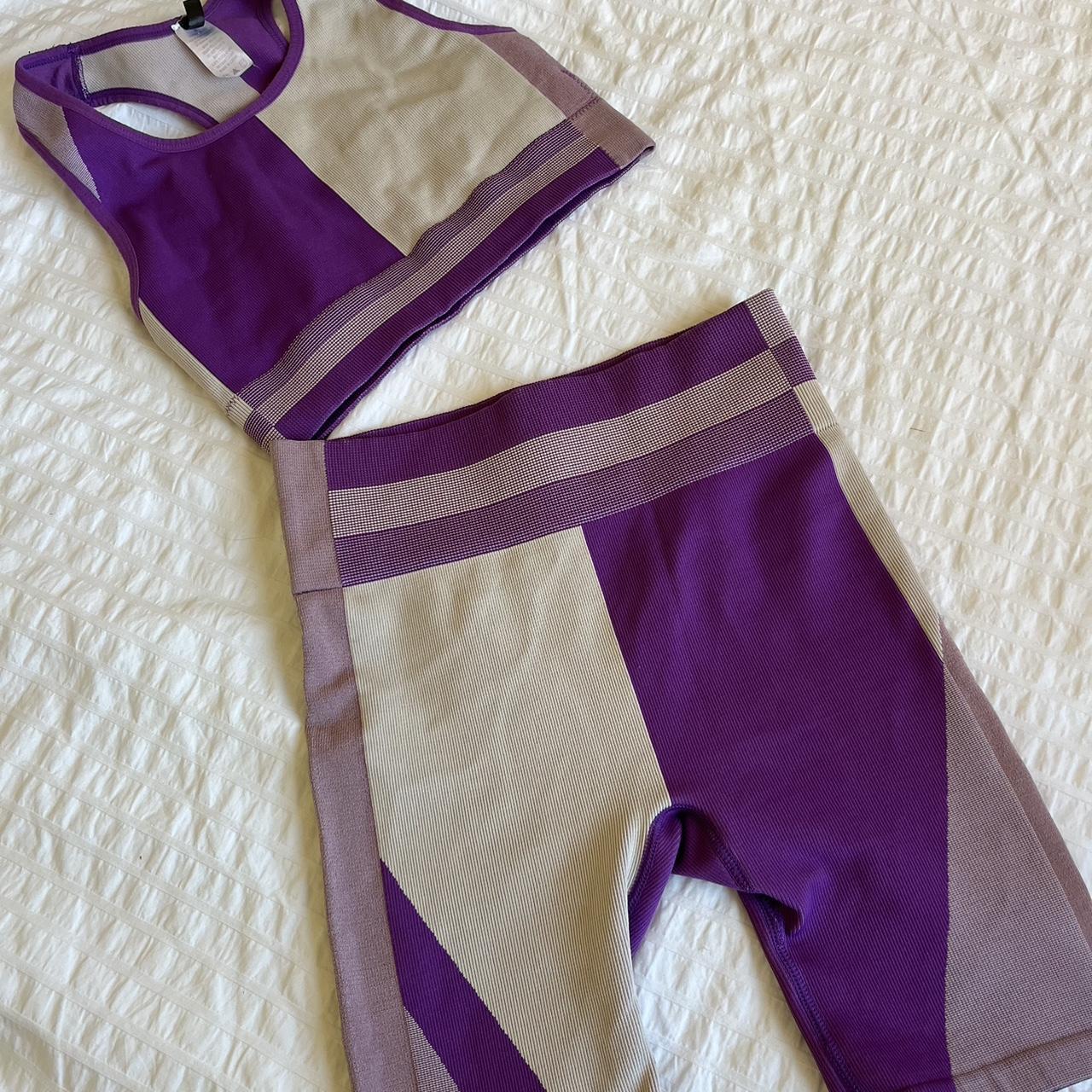 workout set from tj maxx! biker shorts are a little... - Depop