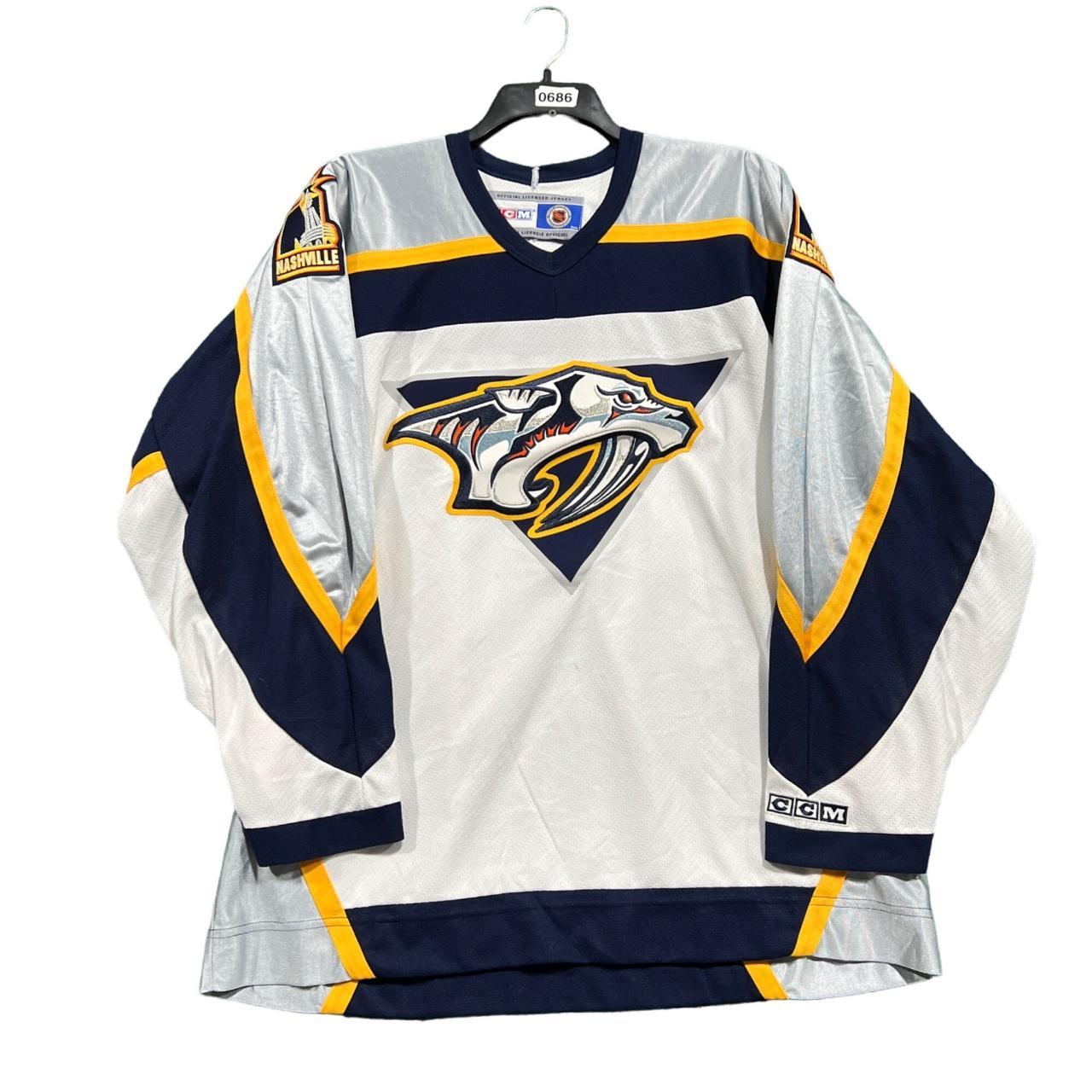 Vintage Nashville predators ccm Hockey jersey size... - Depop