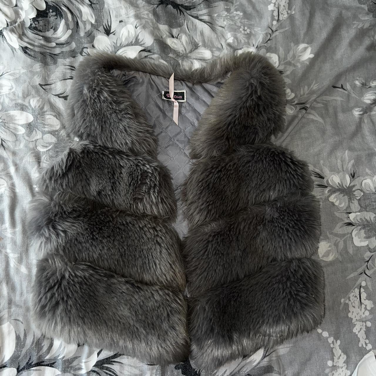 Flaux fur gillet Good condition Size small - Depop
