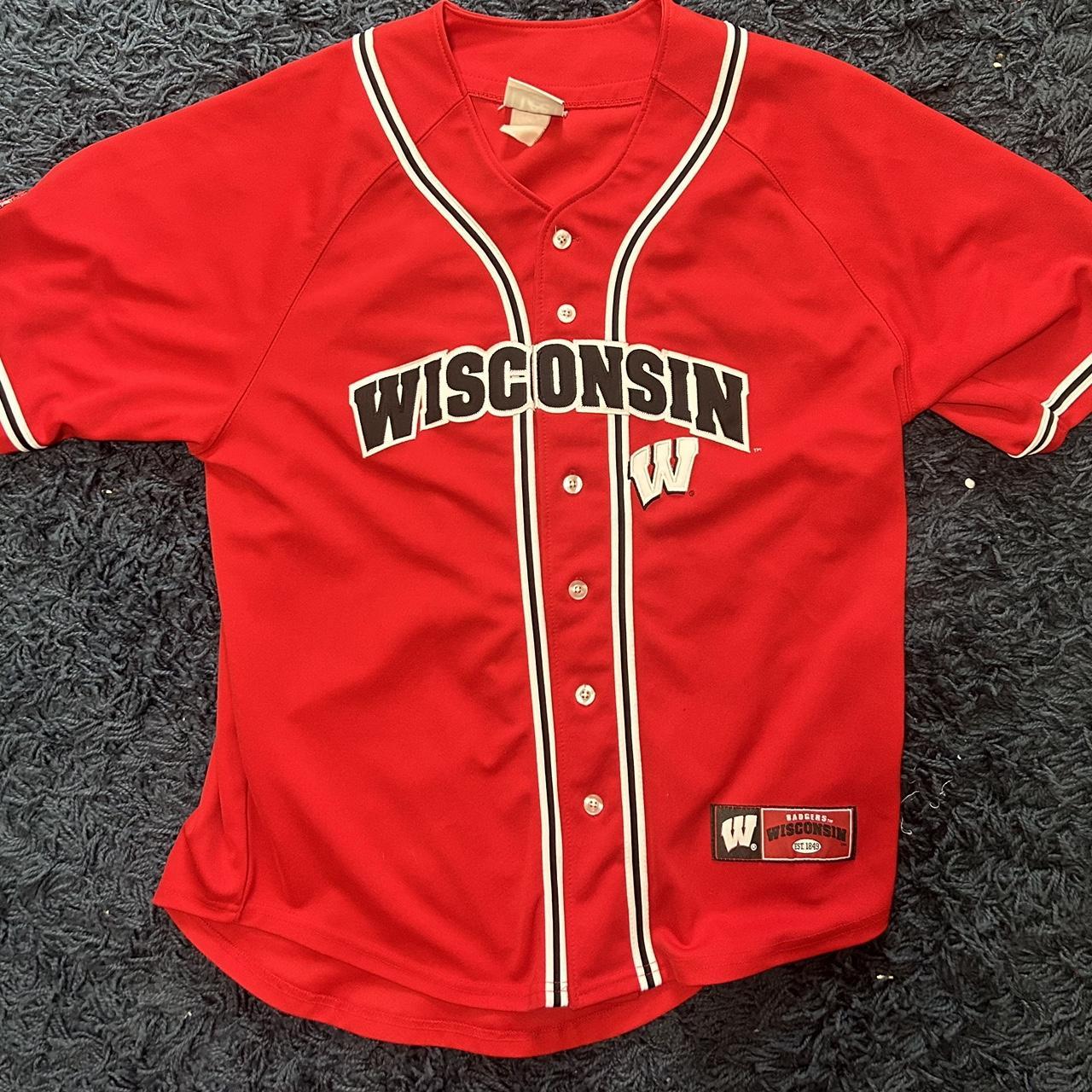 Vintage Lee Sports Wisconsin Baseball... - Depop