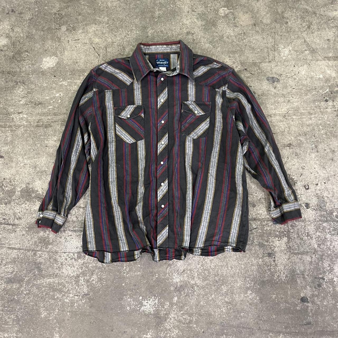 Vintage Wrangler Button Up -No flaws -Size 3X... - Depop