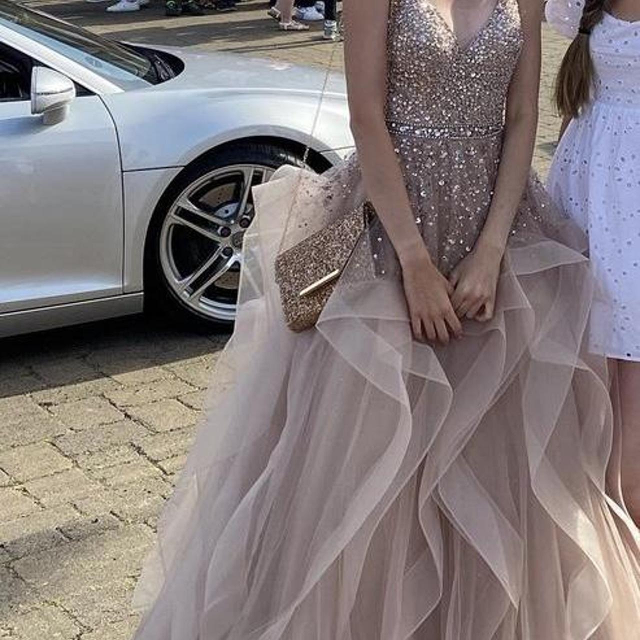 Fancy frox prom dress paid 550 Size 4- has been... - Depop