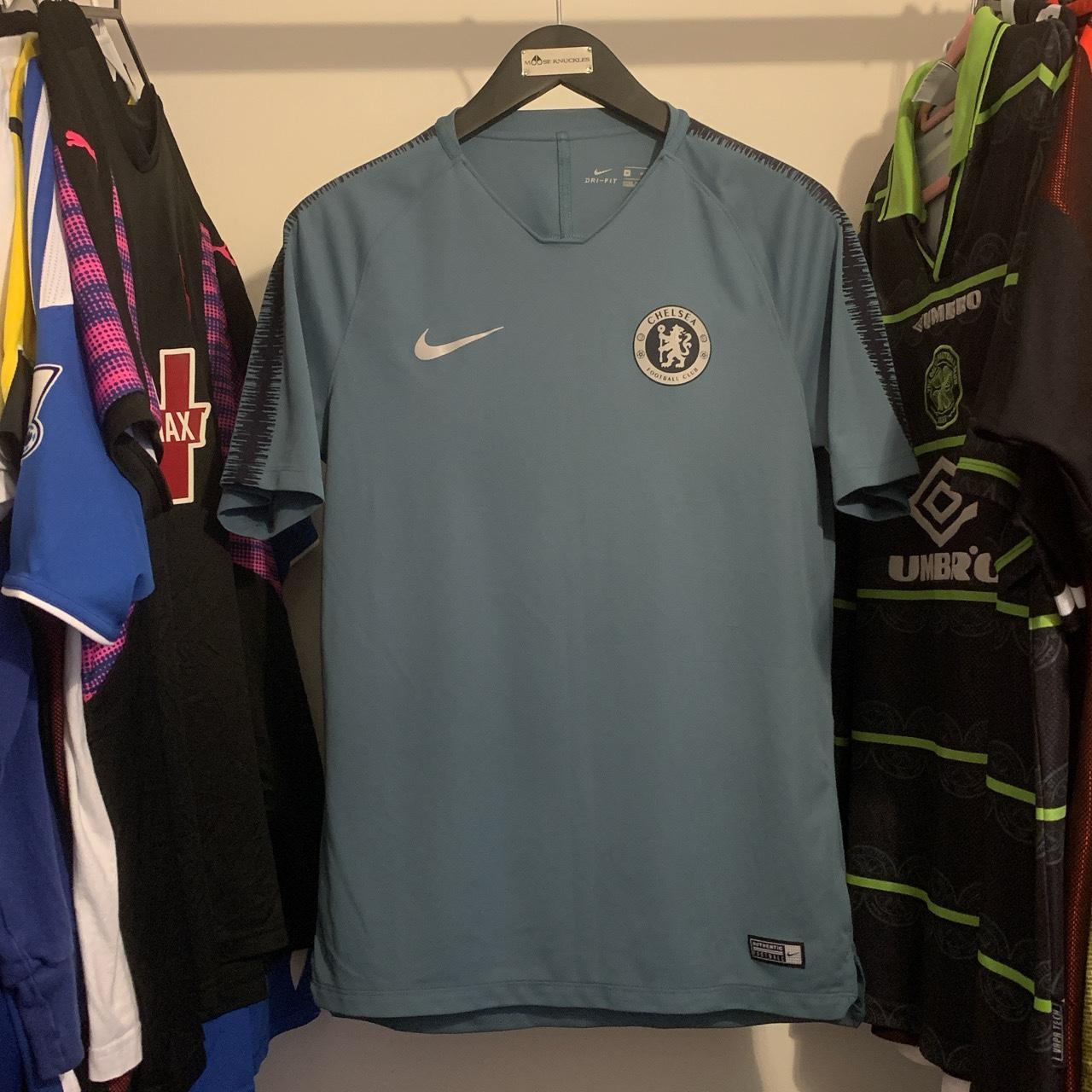 Chelsea 2018/19 Nike Football Training Shirt... - Depop