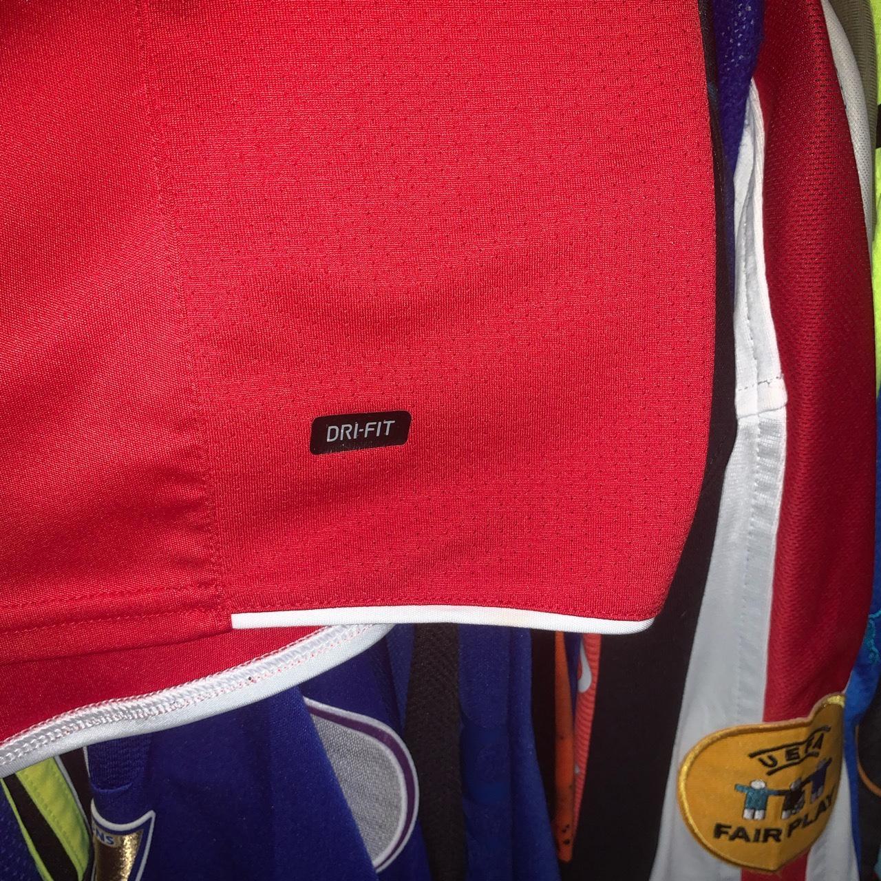 Mens Rare Arsenal 2006/07 Nike Football Training... - Depop