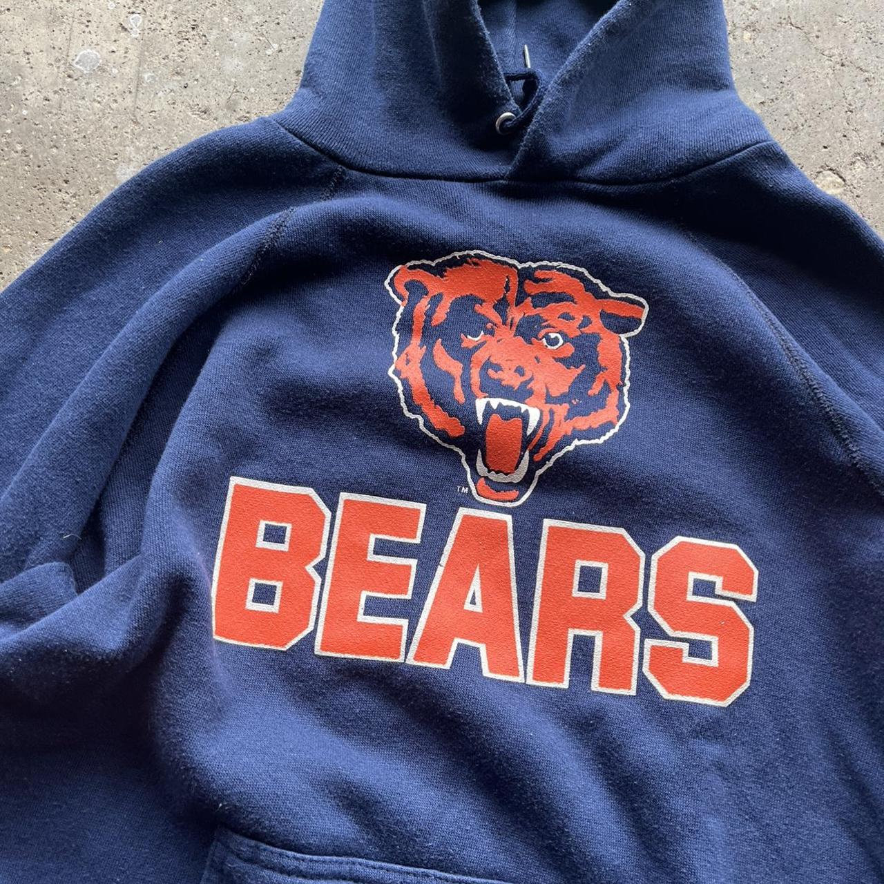 Vintage early 90s chicago bears hoodie Fits size... - Depop