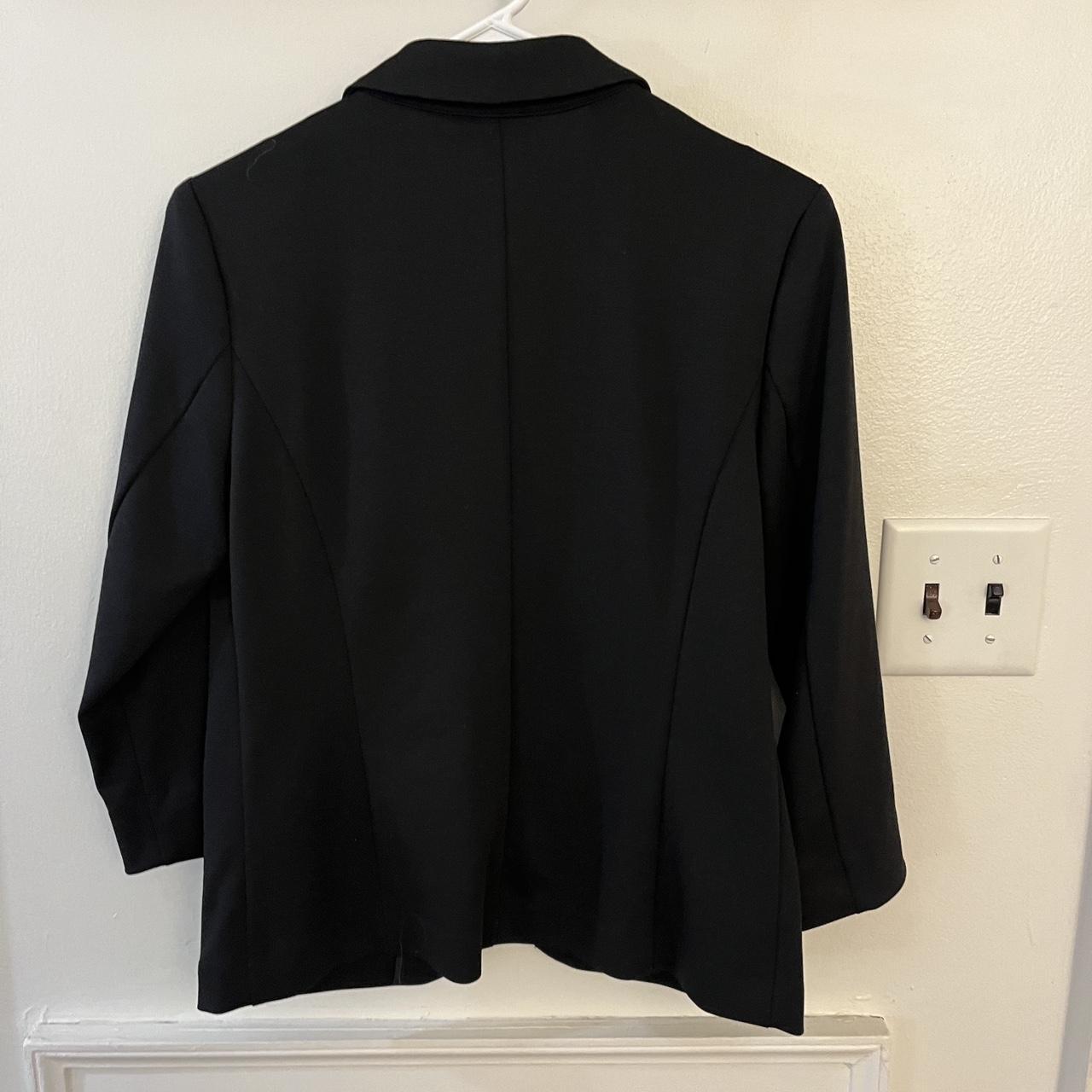 Lauren Conrad woman’s black blazer with 3/4 sleeves - Depop