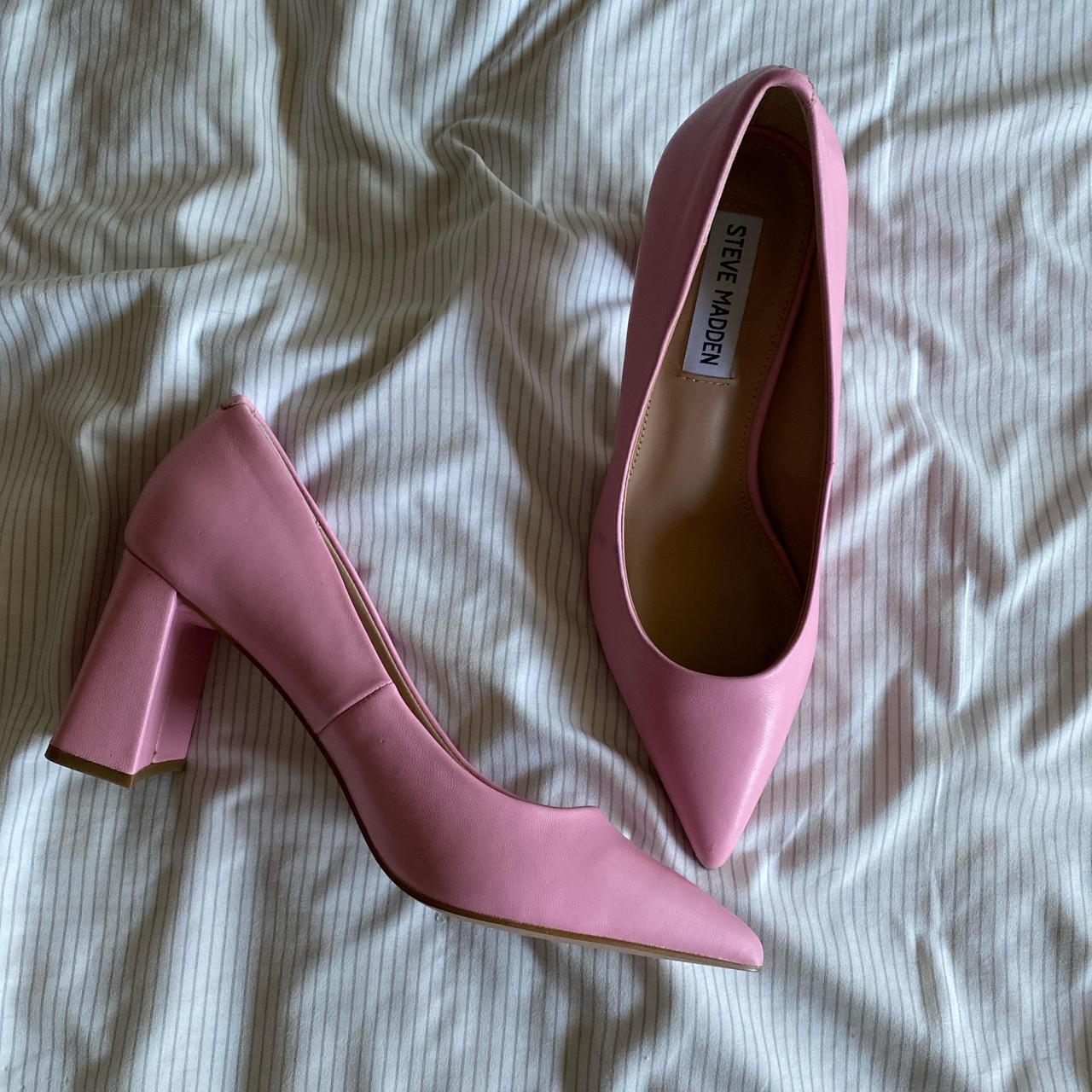 size 6.5 steve madden chunky pink heels #stevemadden... - Depop
