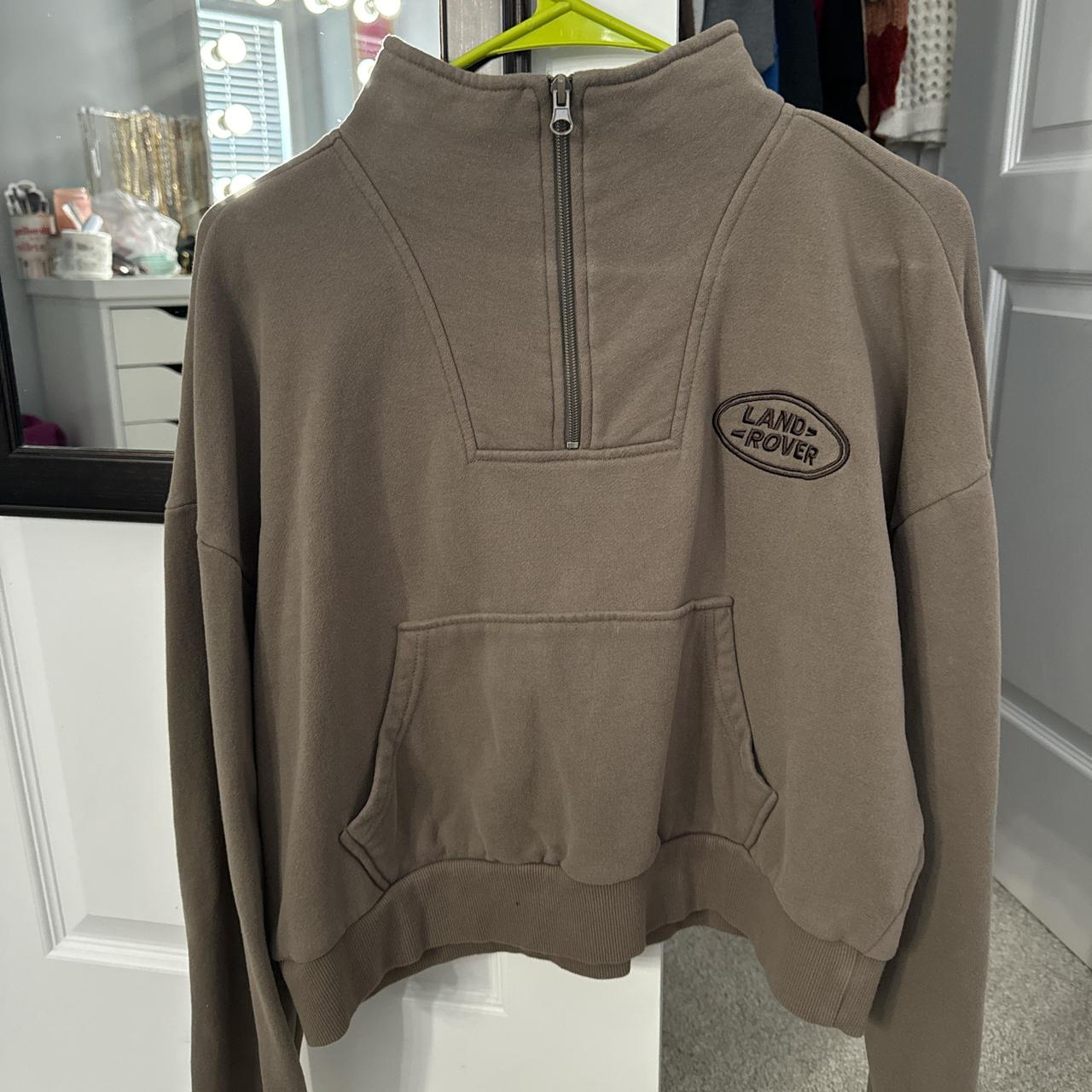 Pacsun cropped Land Rover zip up - Depop