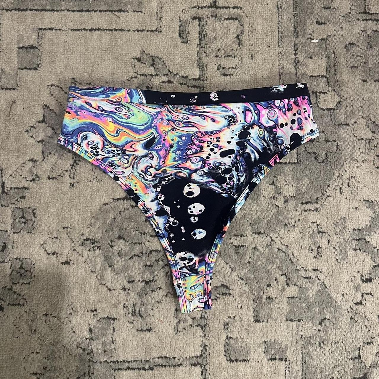 I heart rave xs bottoms | Depop