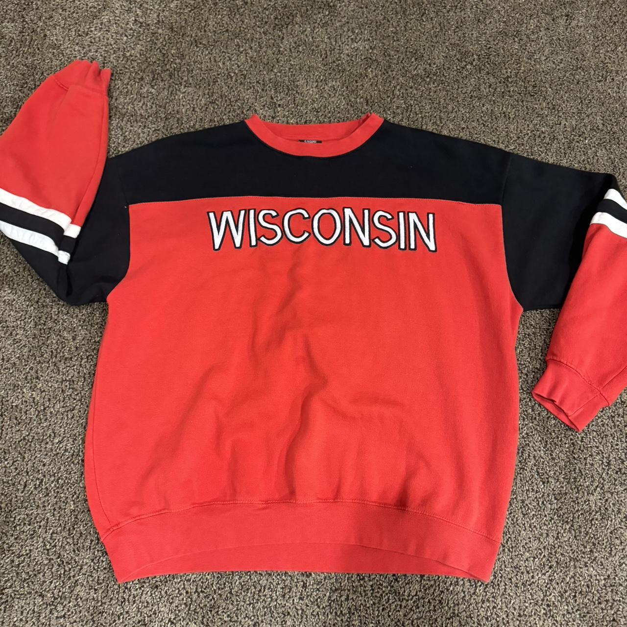 Vintage Wisconsin Crew Neck #vintage #wisconsin... - Depop