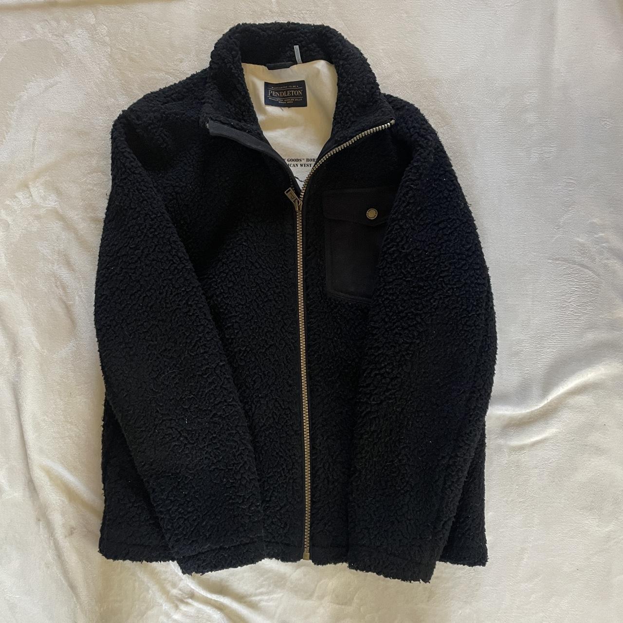 Pendleton black fleece fit size large please DM with... - Depop