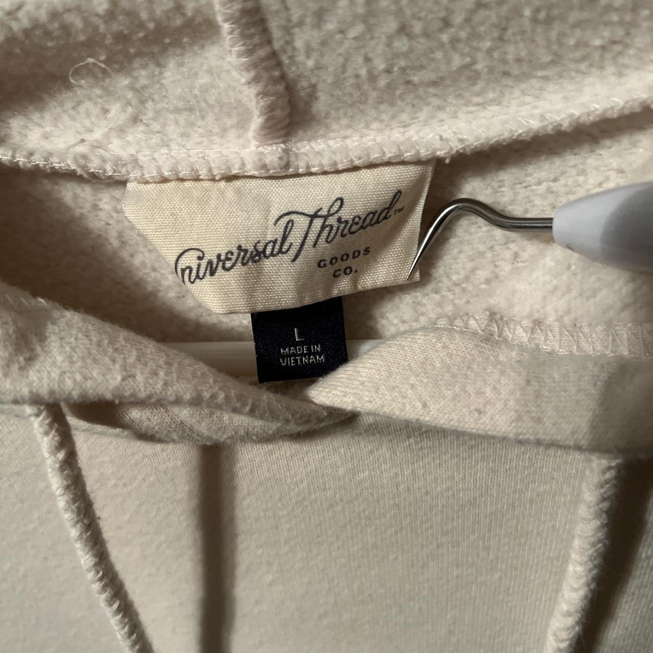 Universal Thread Women's Cream Hoodie | Depop