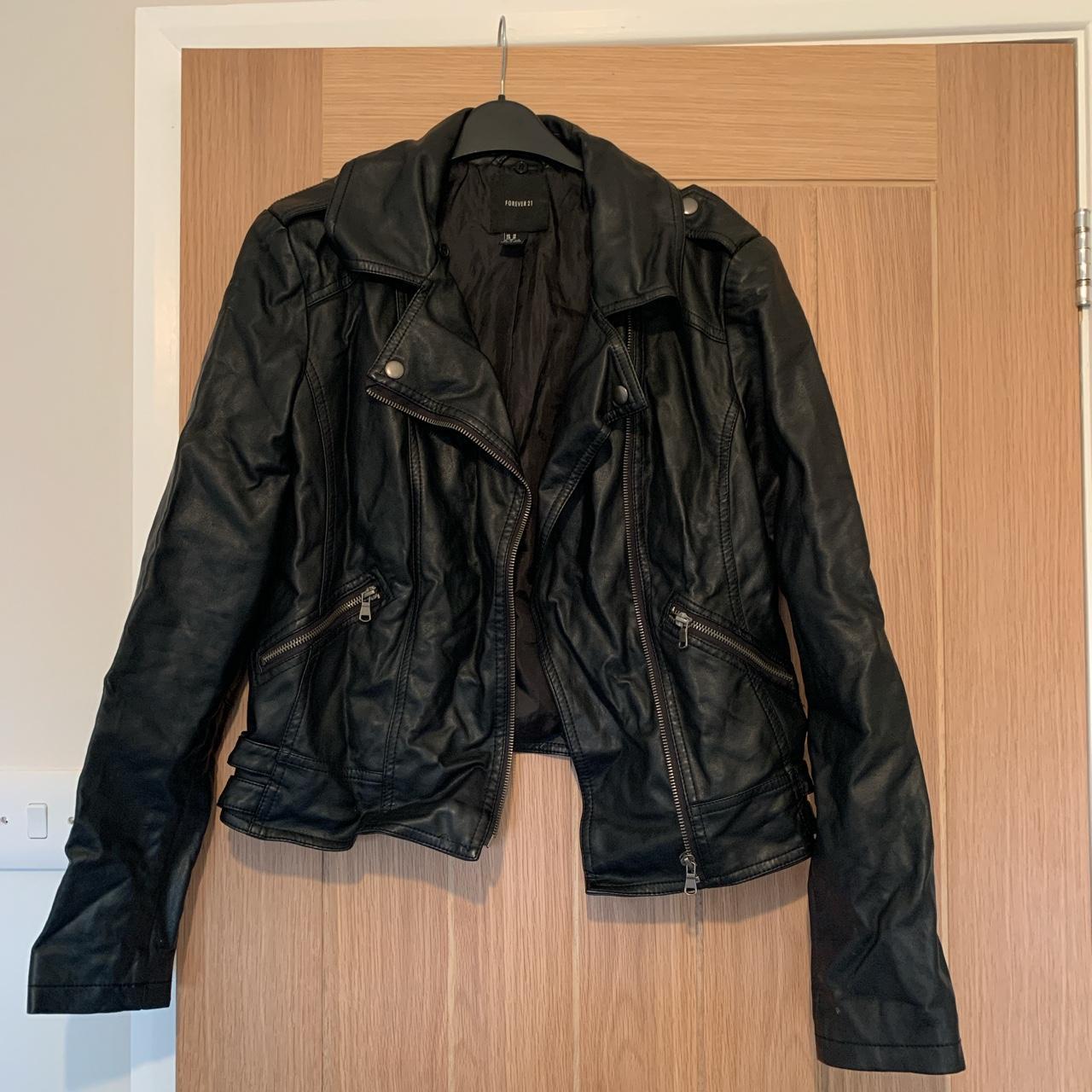 Forever 21 Women's Black Jacket | Depop