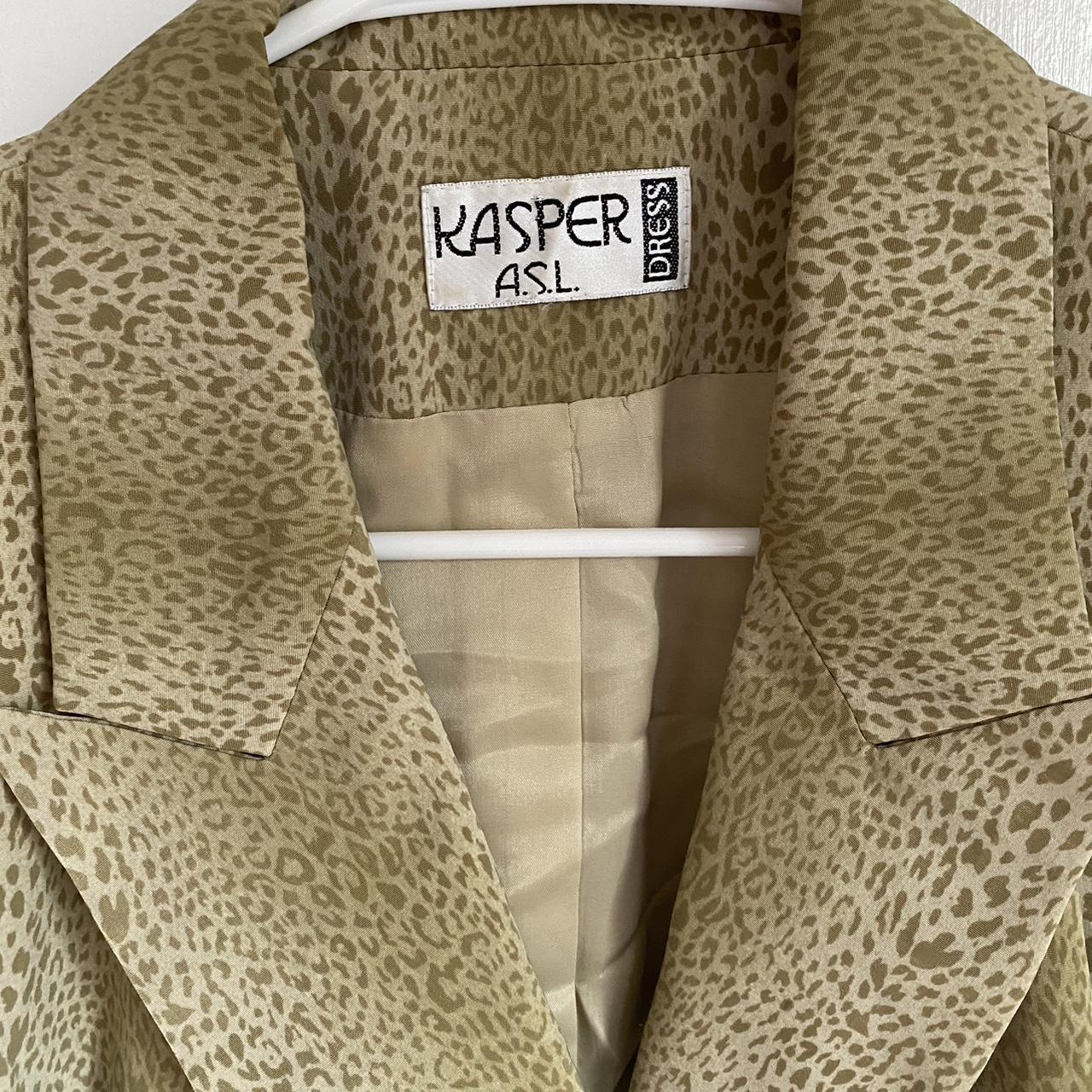 Kasper 2 piece set - Depop