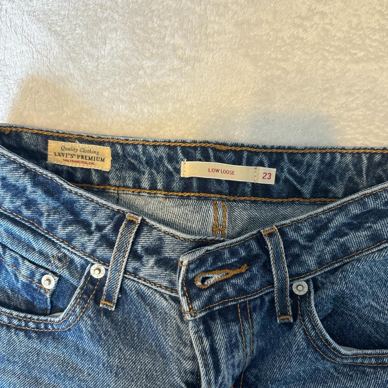 Levi’s Low Loose jeans Size 23 These are low rise.... - Depop