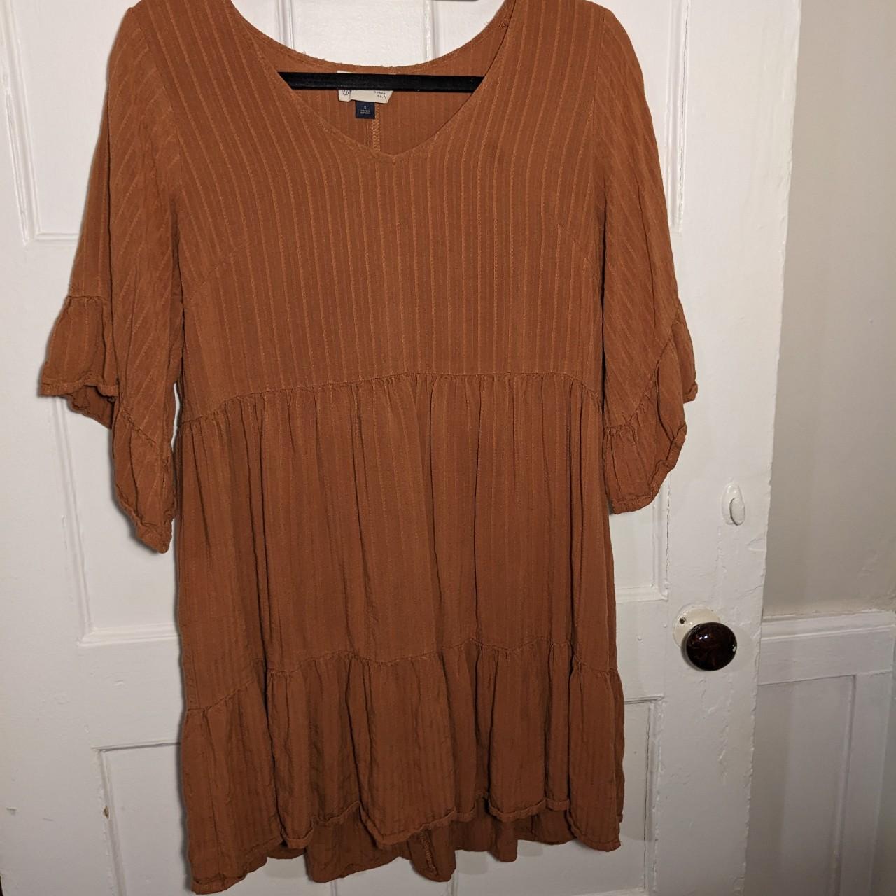 Universal Threads burnt orange flowy tiered dress... - Depop