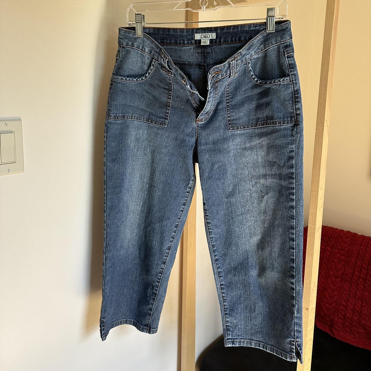The most flattering pair of jean capris you will... - Depop