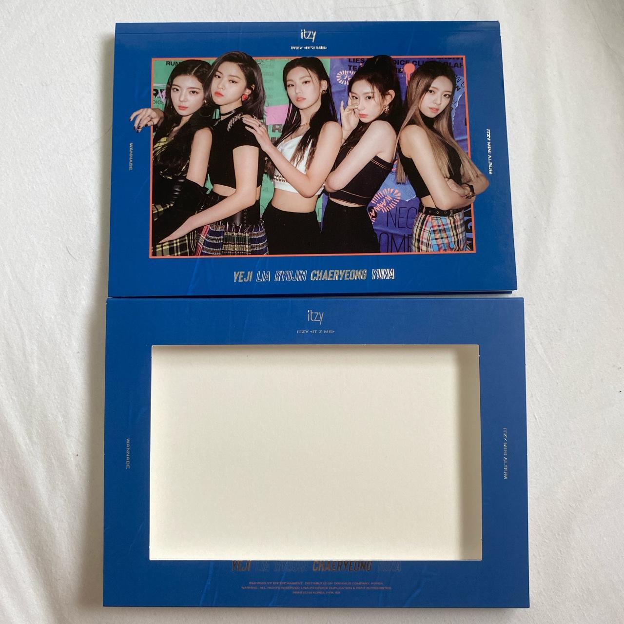 ITZY WANNABE ALBUM - Has no damage and has never... - Depop