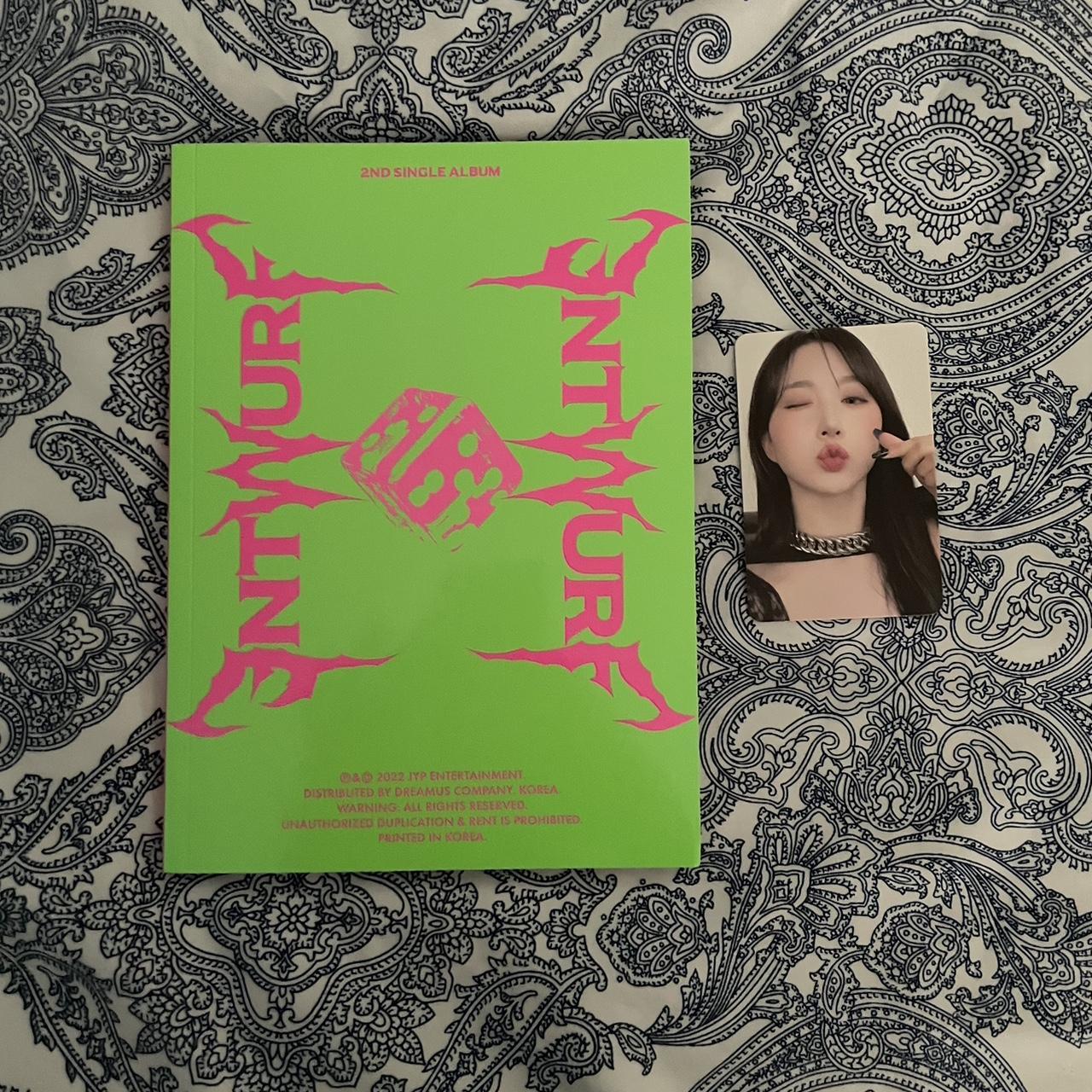 Nmixx entwurf album with haewon photocard £12... - Depop