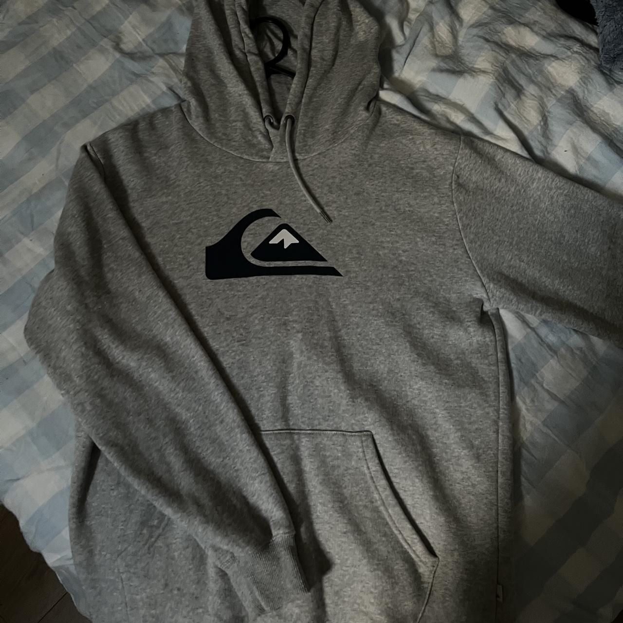 Quicksilver grey and blue logo hoodie LARGE - Depop