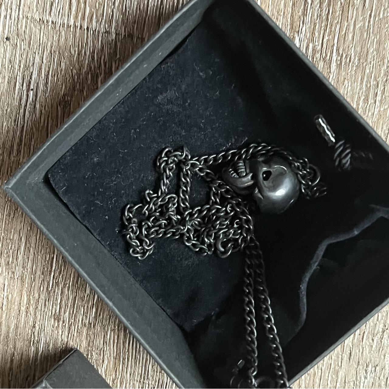 SS06 Number (N)ine skull necklace (Rare) -authentic... - Depop