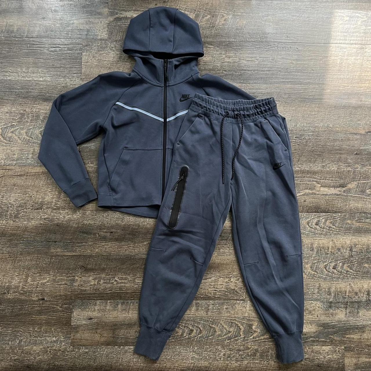 WOMENS NIKE TECH SET | NAVY BLUE, LIGHT BLUE, &... - Depop