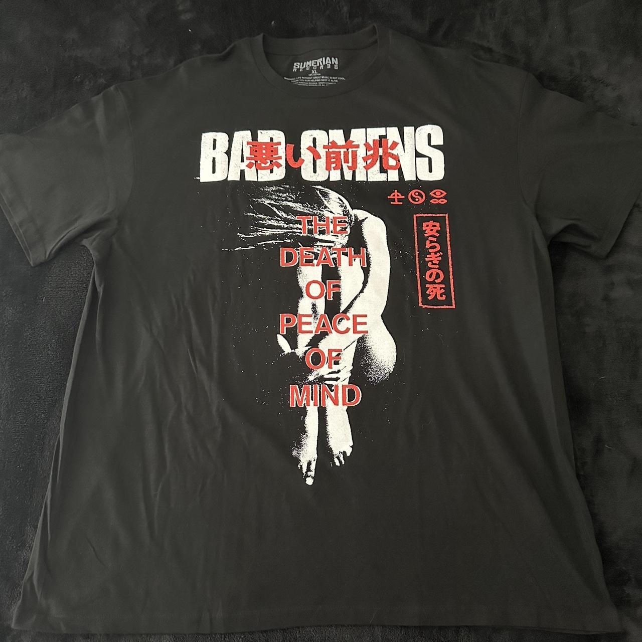 Hot Topic Men's T-shirt | Depop