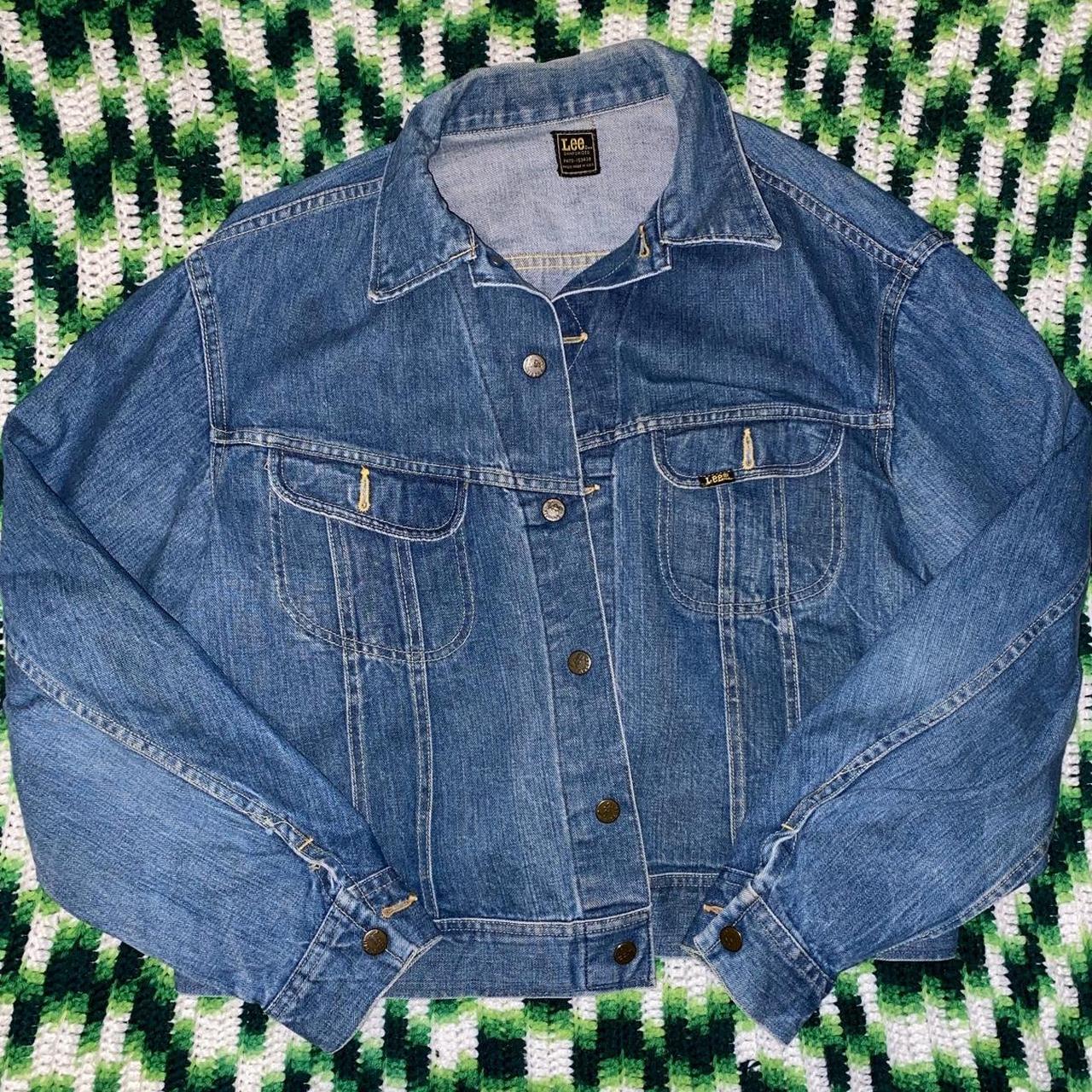 vintage lee denim jacket -there’s no stains or... - Depop