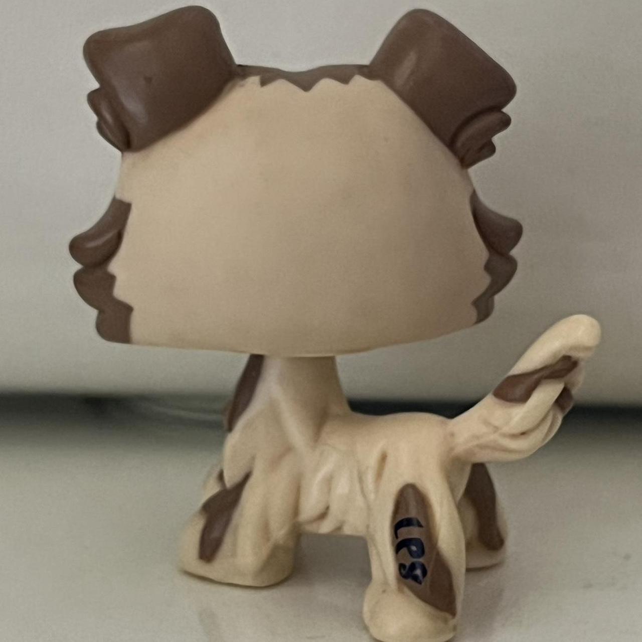 Authentic LPS #2210 -In amazing condition! -has... - Depop