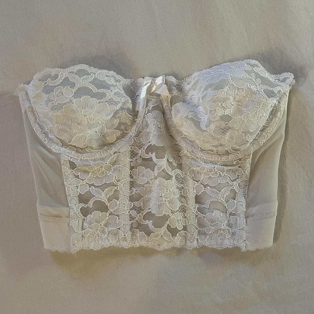 Vintage Victoria’s Secret white lace bustier🦢 Size:... - Depop