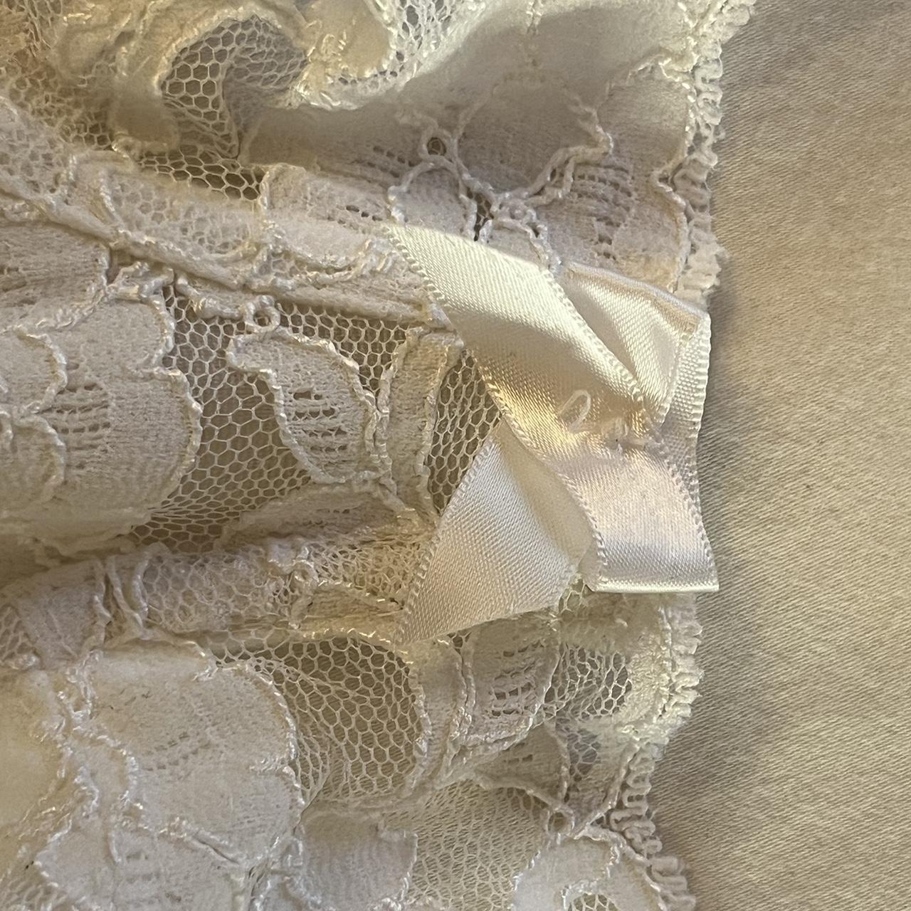 Vintage Victoria’s Secret white lace bustier🦢 Size:... - Depop