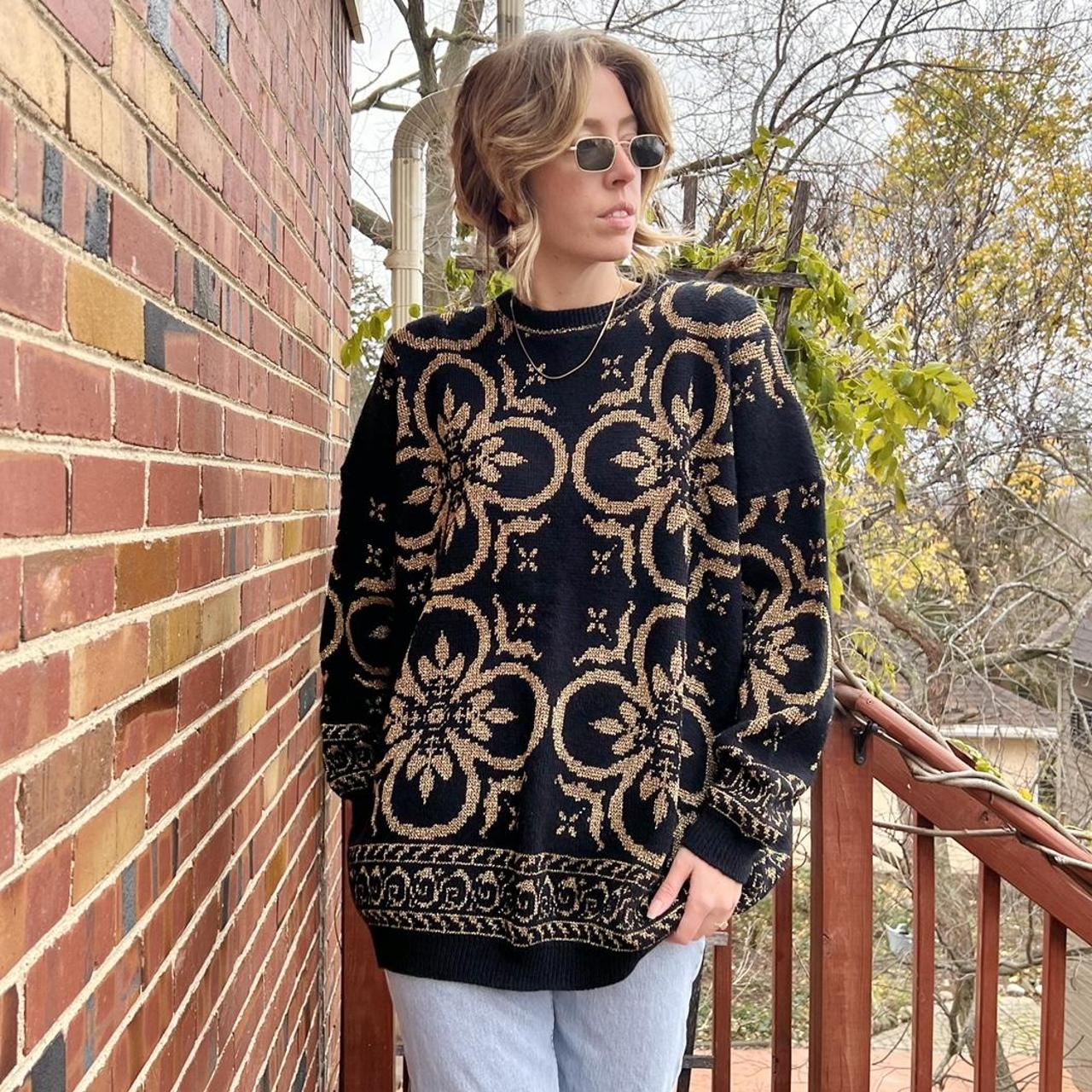 American Vintage Women's Black and Gold Jumper | Depop