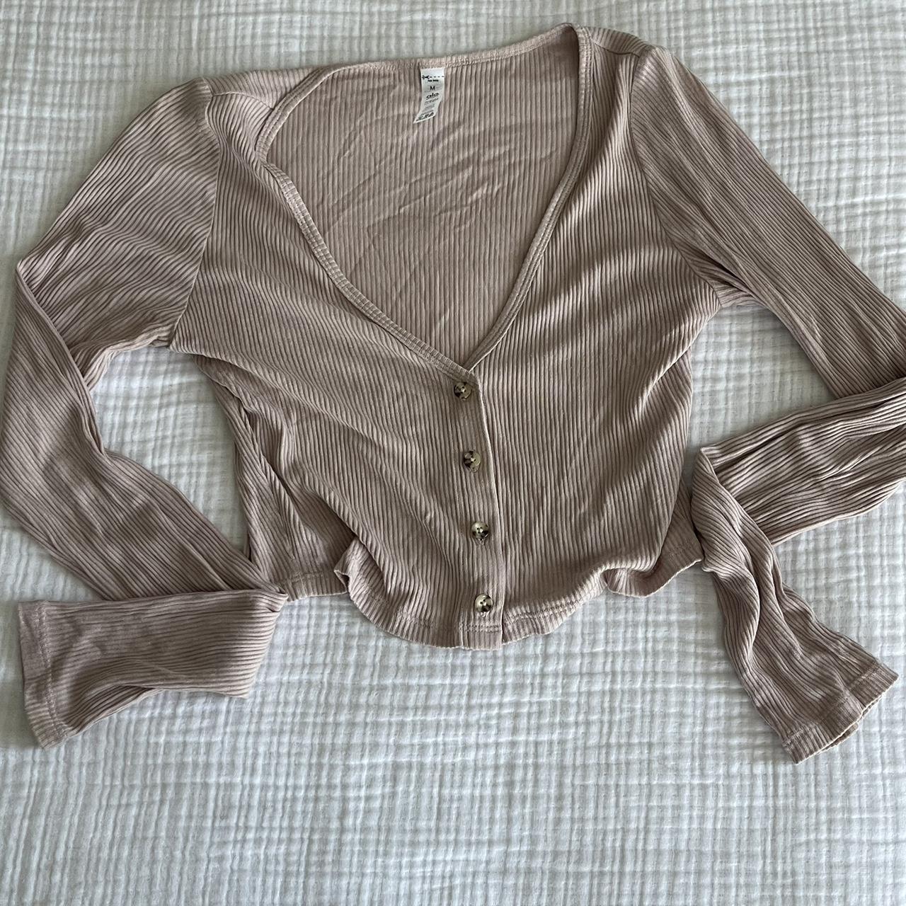 Alo yoga baby pink cardigan! Super cute, hardly ever... - Depop