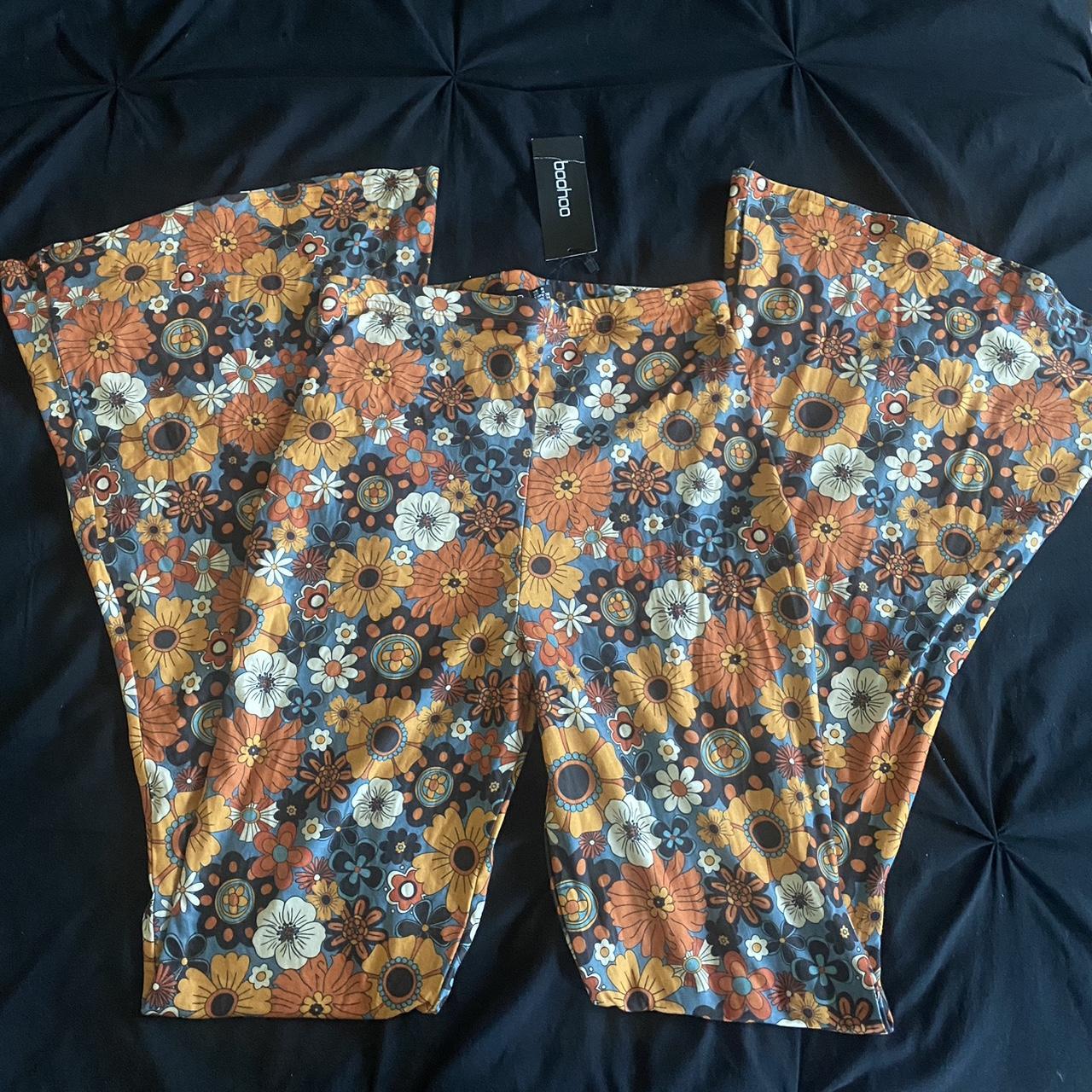 boohoo funky 70s flared pants new w tags - Depop