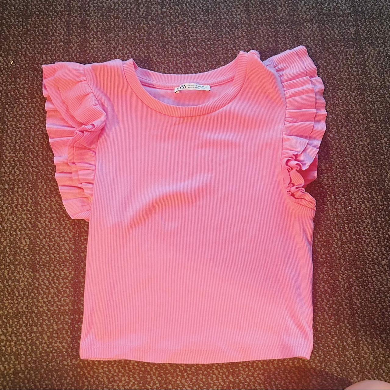 Pink Zara ruffle sleeve top #zara #ruffles #preppy - Depop