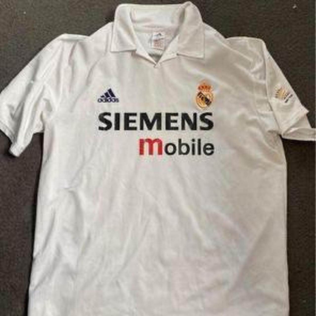 REAL MADRID RAUL FOOTBALL JERSEY ADIDAS SIZE LARGE 2009 - Depop