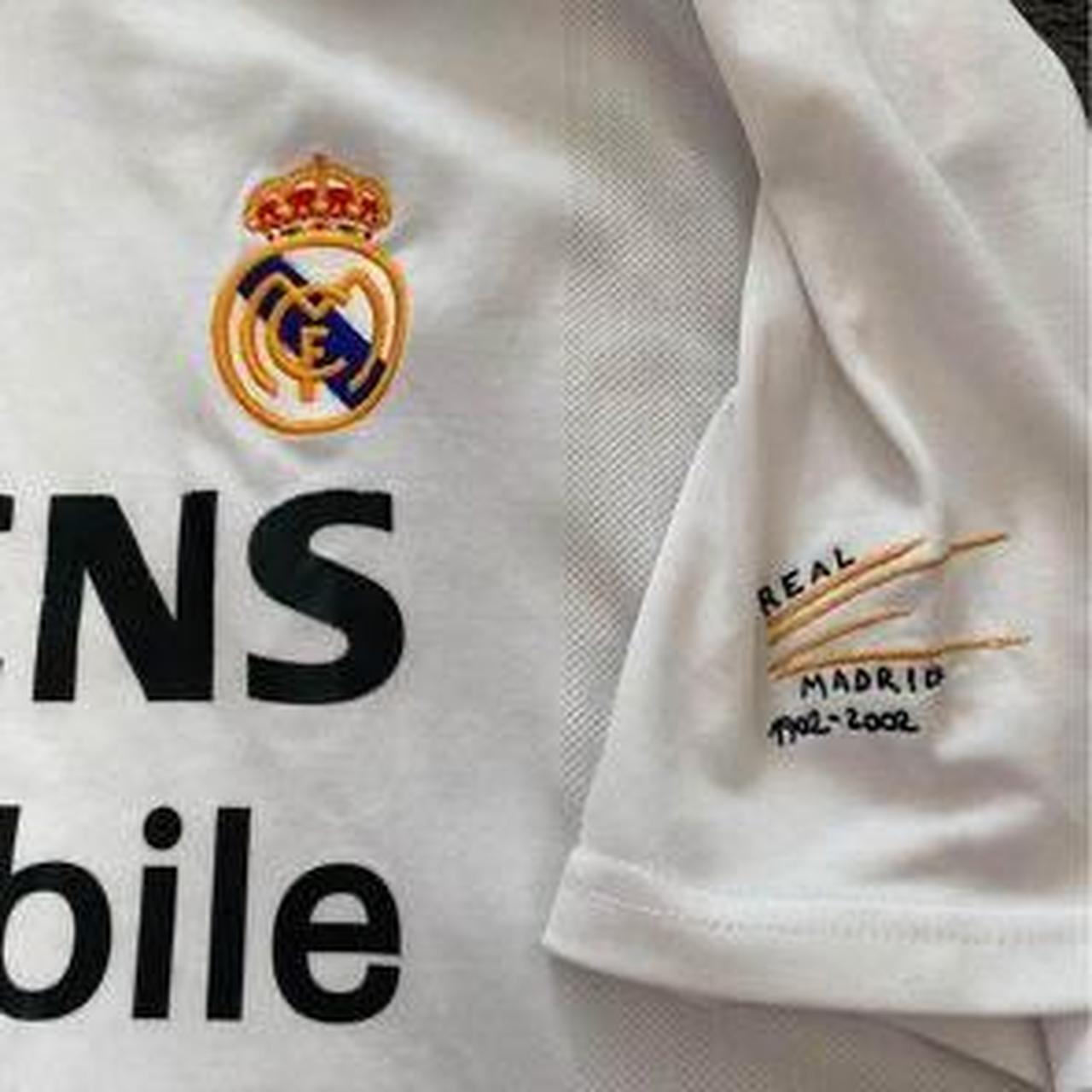 REAL MADRID RAUL FOOTBALL JERSEY ADIDAS SIZE LARGE 2009 - Depop