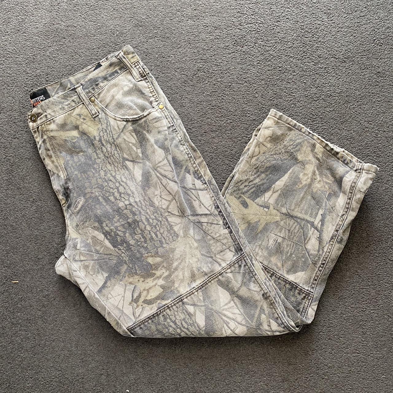 REALTREE OUTFITTERS CAMO DOUBLE KNEE HUNTING PANTS... - Depop